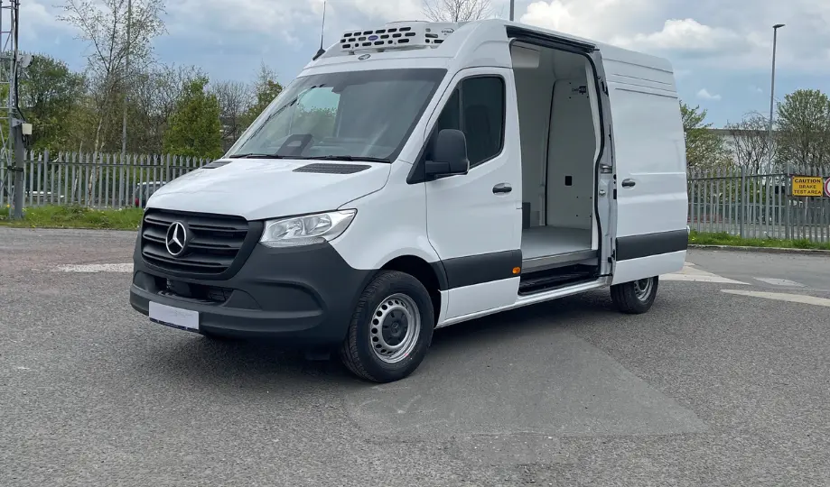 Mercedes-Benz Sprinter MWB Fridge Van BN33949